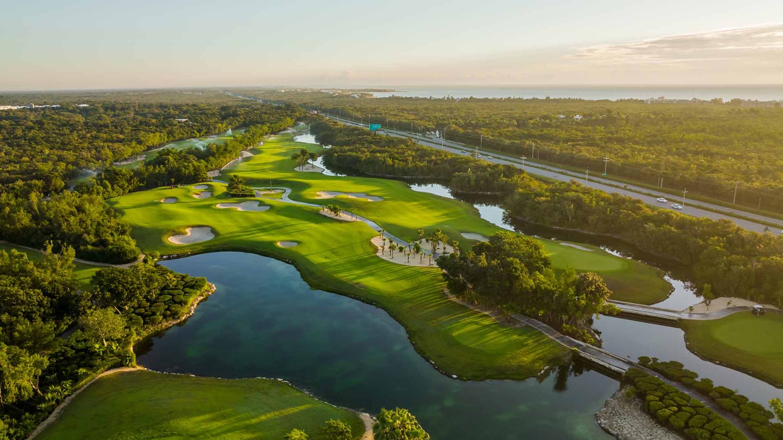 Tulum Country Club: Lifestyle, PGA Golf & Amenities